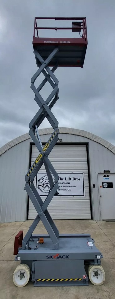 Refurbished Skyjack SJIII 3219 19' Electric Scissor Lift Aerial Lift ...