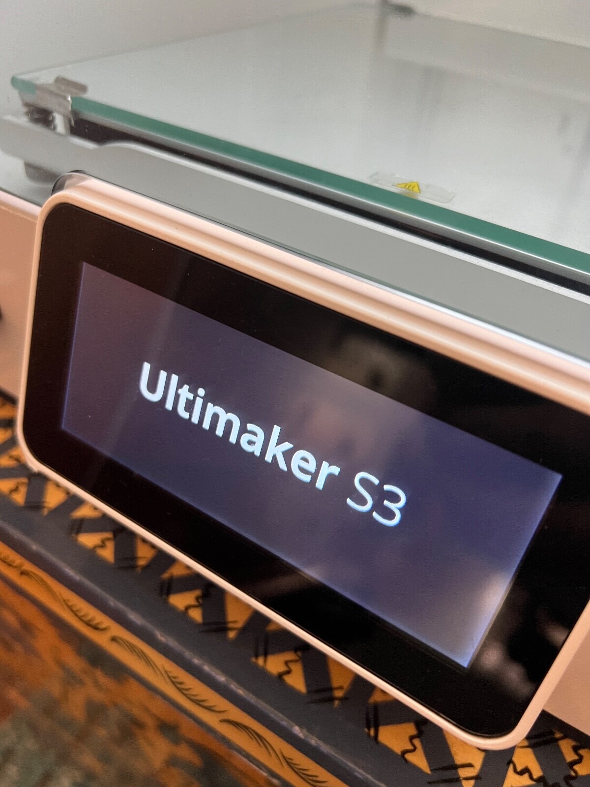 Ultimaker S3 3D Printer, Bundled with top, Filament and Print Cores OBO ...