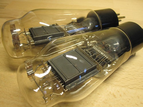 TP4100 röhre ZENITH ITALY RIBBED PLATE TELEFUNKEN RES664D TUBE roehre ...