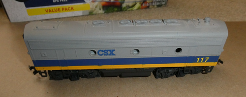 Athearn HO Scale Powered CSX 117 B Unit Locomotive | eBay