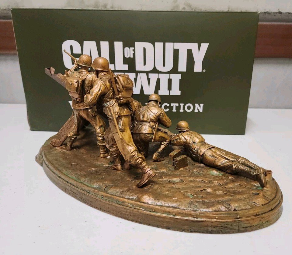 Call Of Duty WW2 Valor Statue | eBay