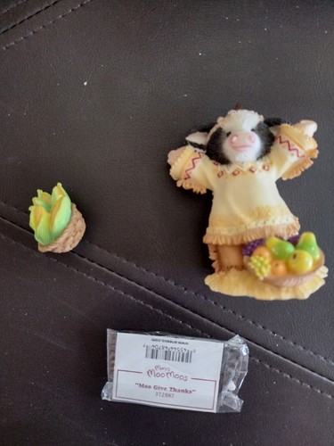Mary's Moo Moos Figurine - "Moo Give Thanks" - 372587 | eBay