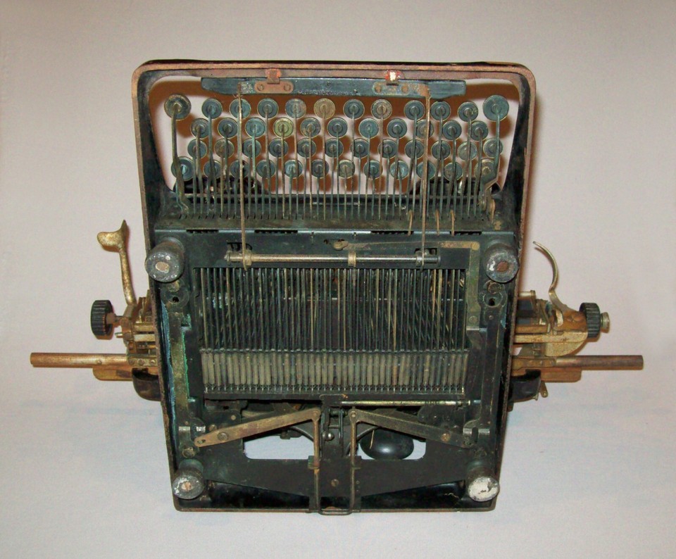 Rare Old Antique Vtg 1920s Demountable Typewriter Ca 1924 Very Nice All ...