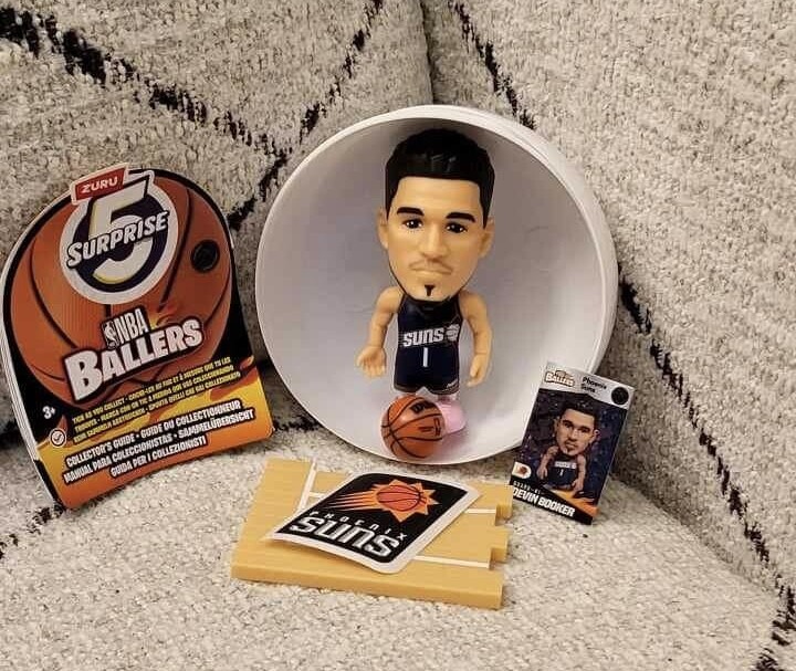 Zuru 5 Surprise Mini Brands NBA Mystery Capsule mini figures NBA ...