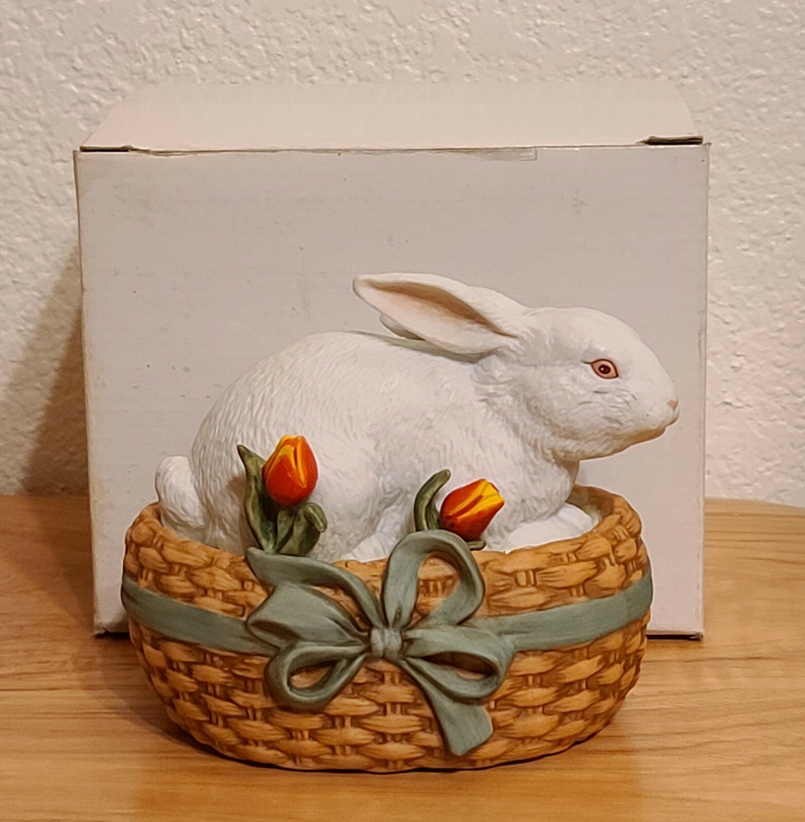 Bunny Rabbit Tulip Music Box By Gordon Fraser 1983 Schmid Easter | eBay