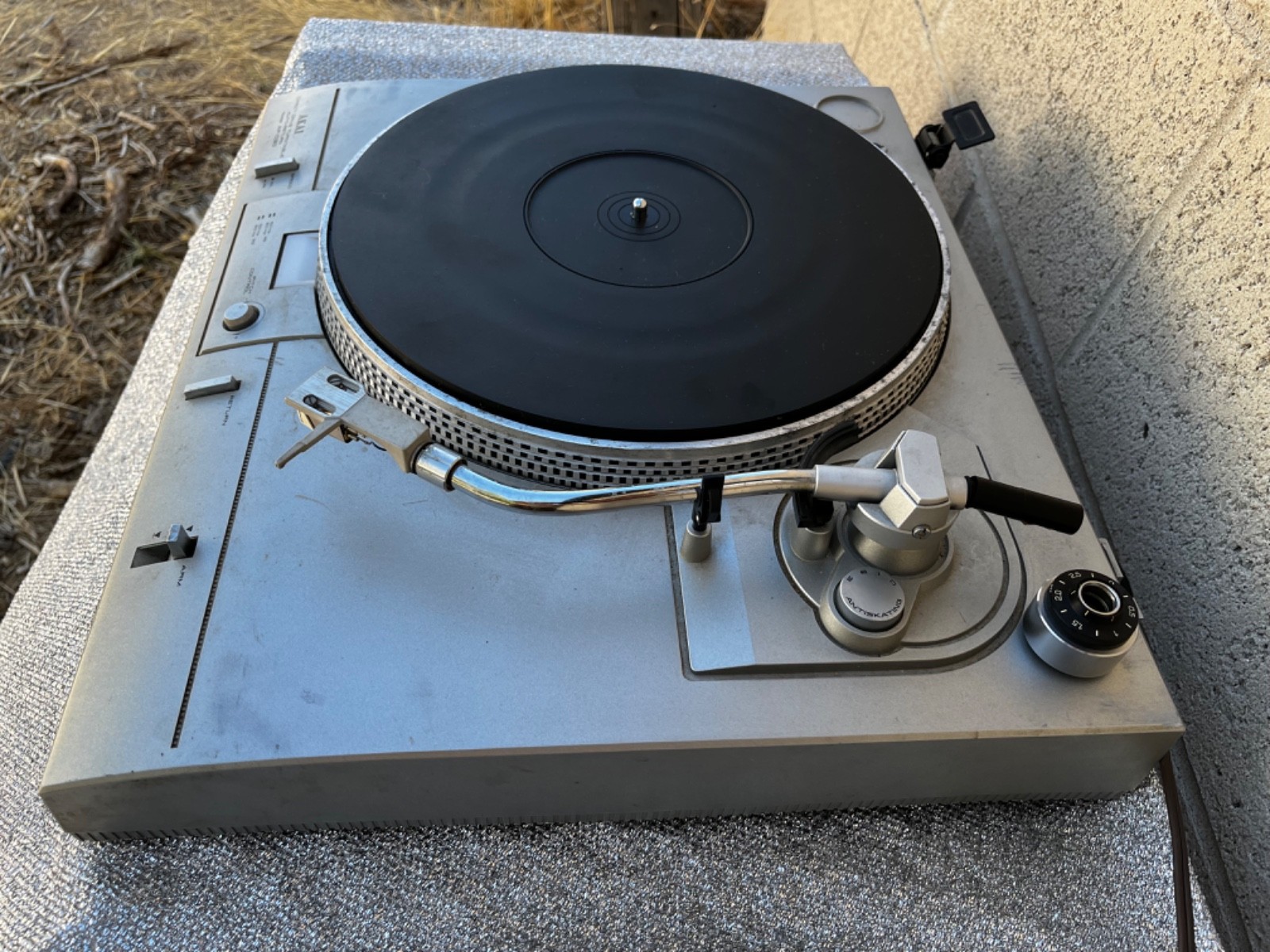 AKAI AP-D30 Direct Drive Auto Return Turntable w/Dust Cover project ...