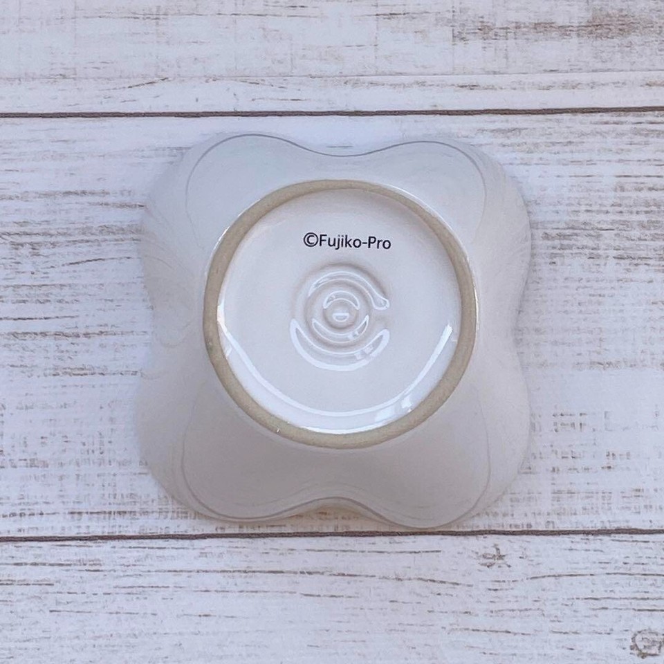 Le Creuset Doraemon Dorami chan Plate Set of 2 Limited Rare 2021 | eBay