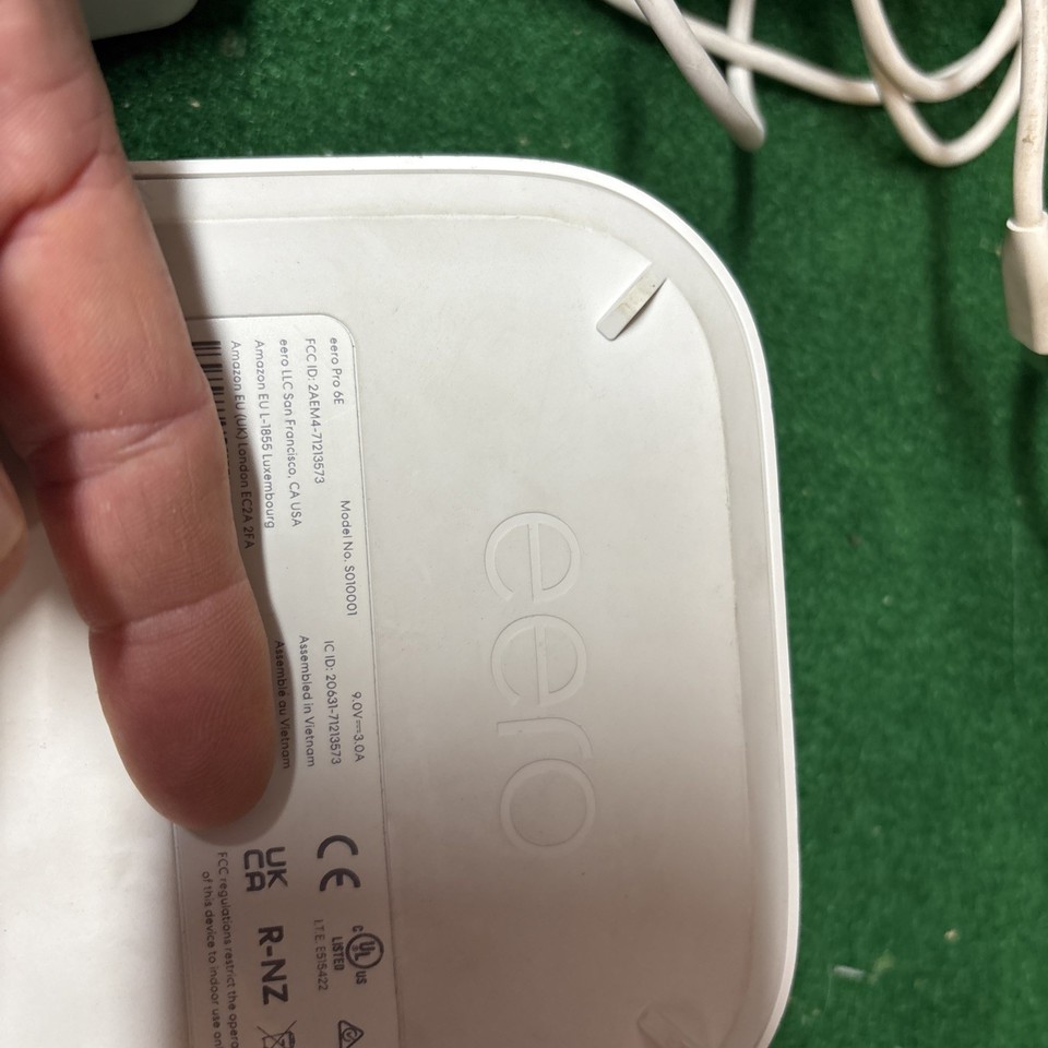 eero Pro 6E Tri-Band Mesh Wi-Fi Router S010001 And R0100001 with Power ...
