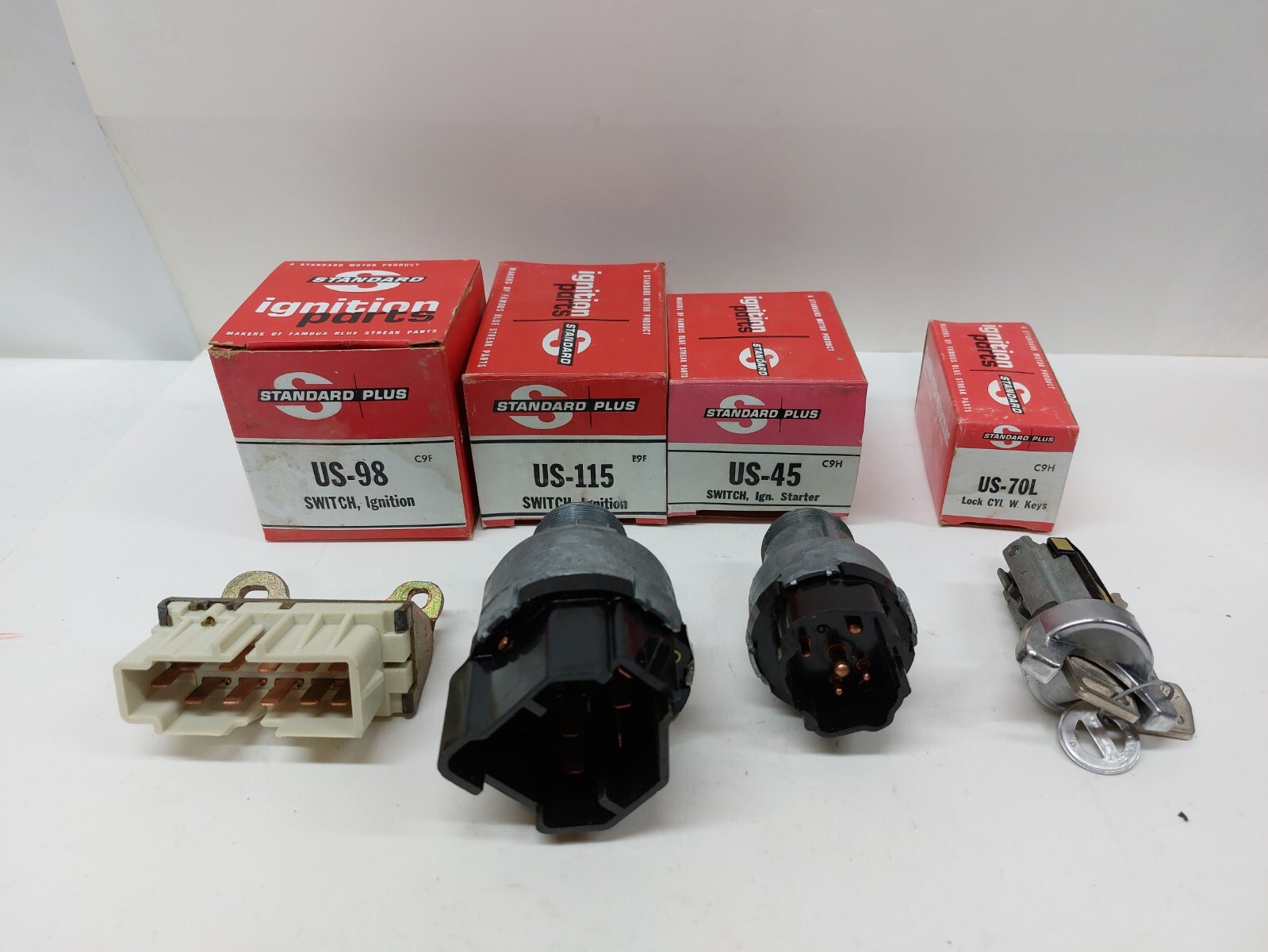 3 STANDARD FORD IGNITION SWITCHES & 1 KEY SET US115 US45 US98 US70L | eBay