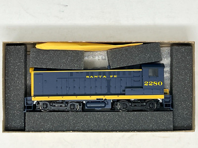 Athearn 2280 HO Scale 3701 S-12 Locomotive ATSF/Santa Fe Powered PWR 2 ...