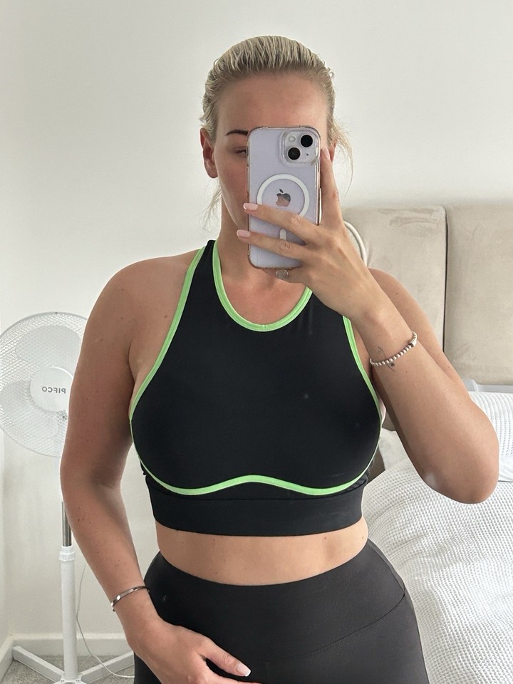 Fabletics Black And Green Sports Bra Medium Support Size Small | eBay UK