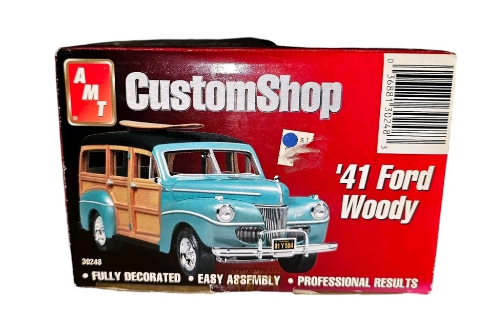 '41 Ford Woody Custom Shop AMT 1:25 Model Kit Skill 2 NEW Fully ...