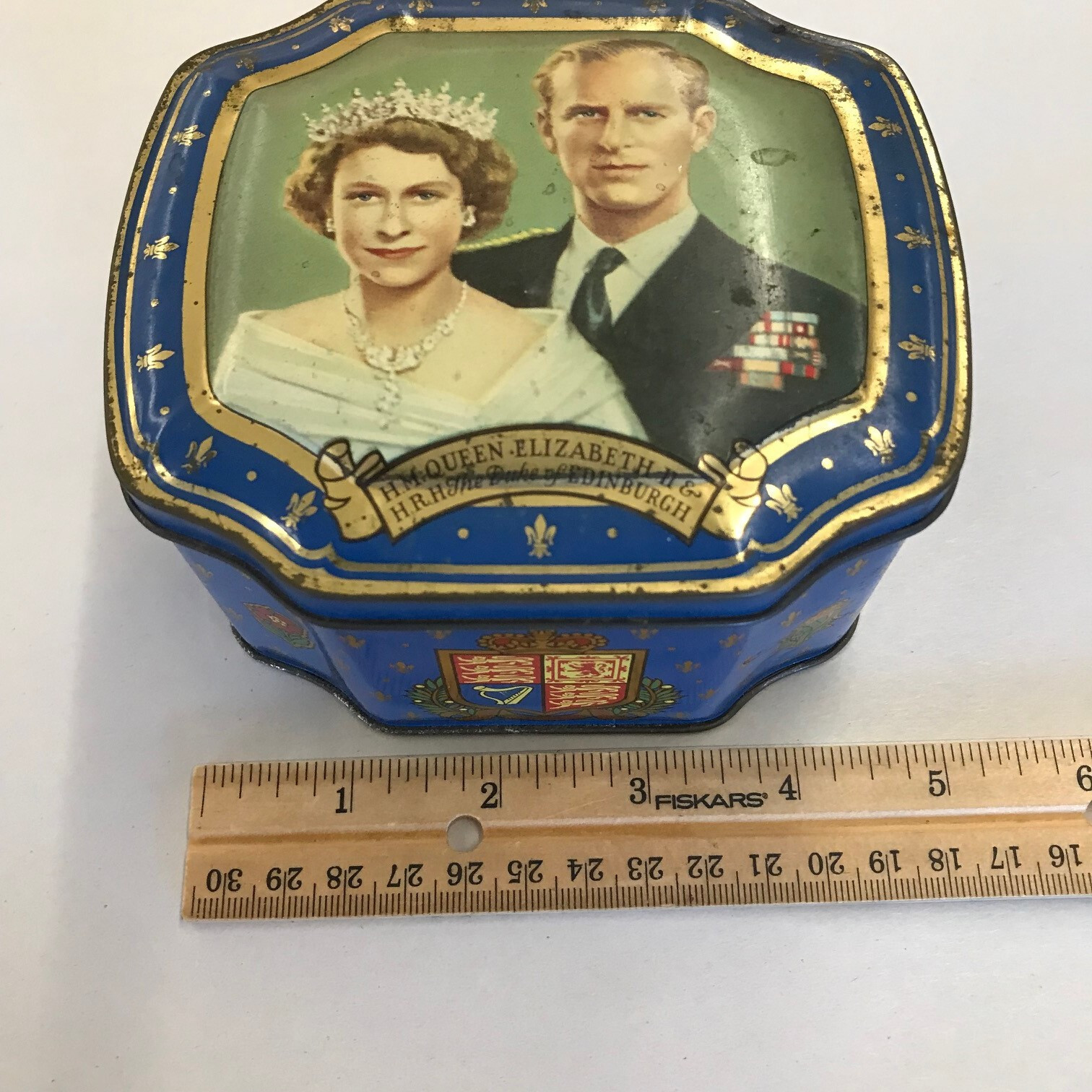 Vintage Tin Queen Elizabeth II 1953 Coronation Souvenir Horner Toffee ...