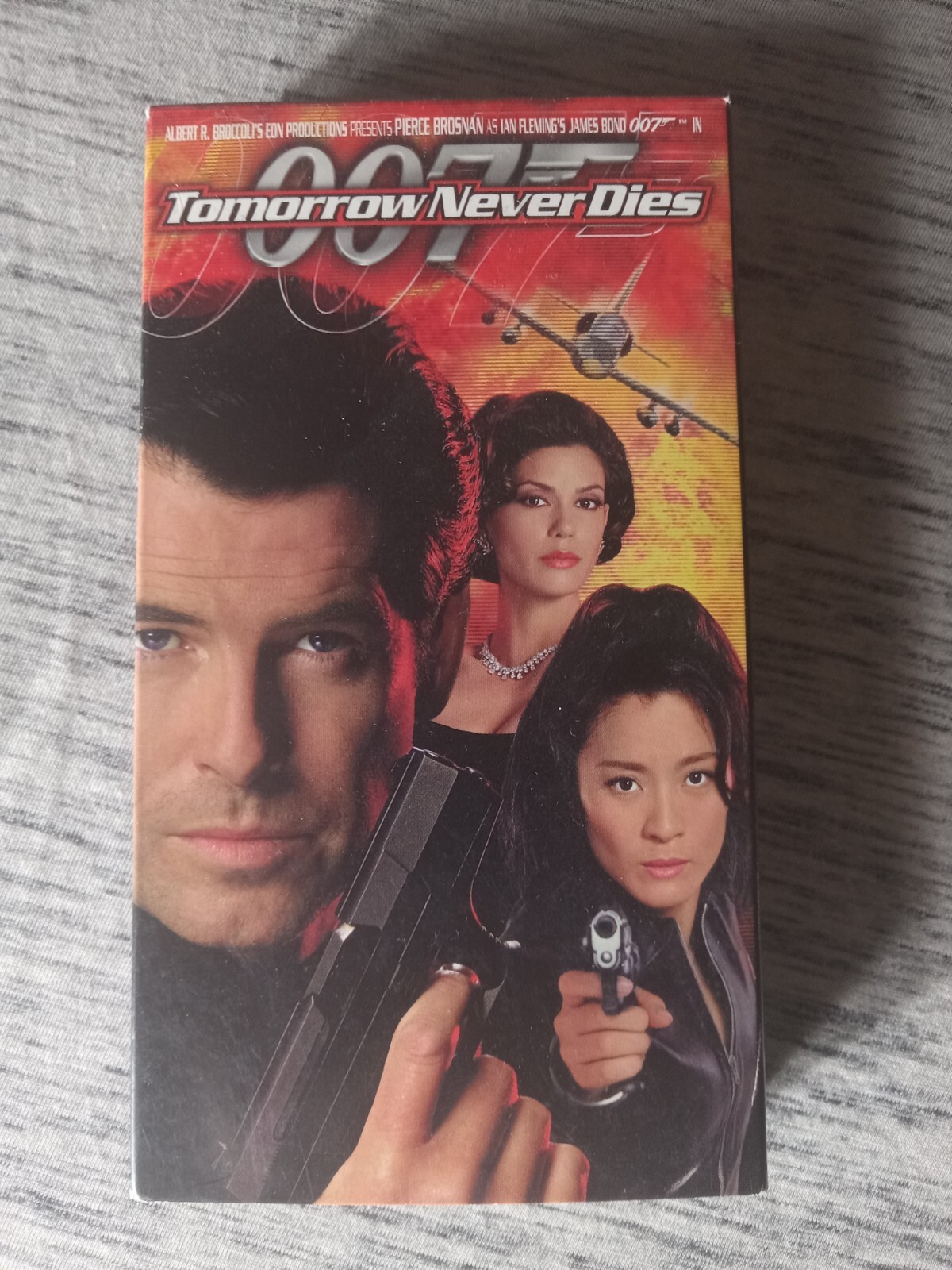 Tomorrow Never Dies (VHS, 1997) James Bond 007 | eBay