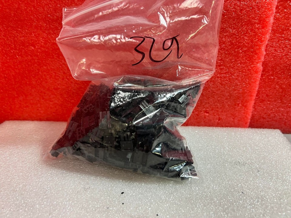 LOT of 329 AMP TE PA66/6 RECPT ROW 3P | eBay