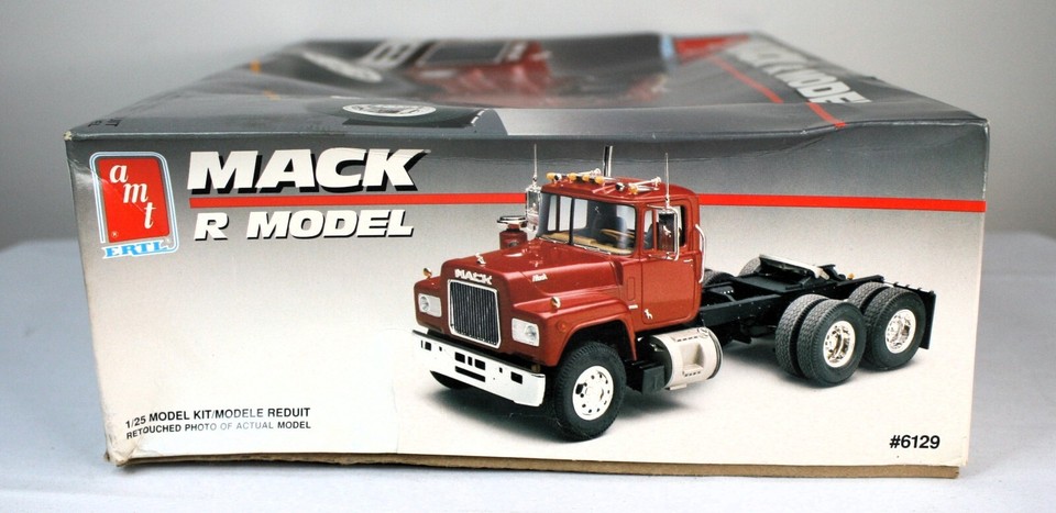 AMT 1:25 Mack R Model Semi Tractor Truck Sealed Model Kit #6129 | eBay