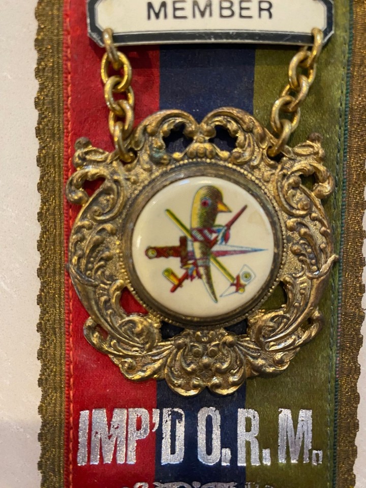 VINTAGE IMPROVED ORDER OF THE RED MEN 3 BADGE- COCALICO TRIBE REINHOLDS ...