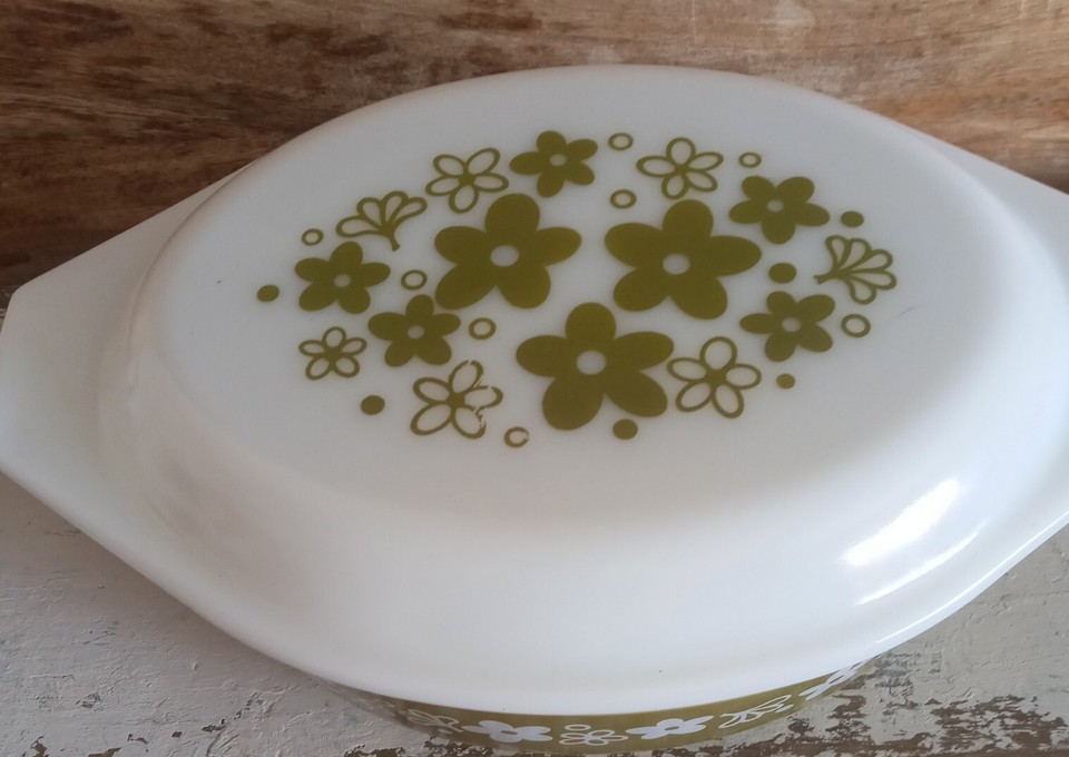 Pyrex Spring Blossom Crazy Daisy Casserole Covered Oval 043 1½ Quart ...