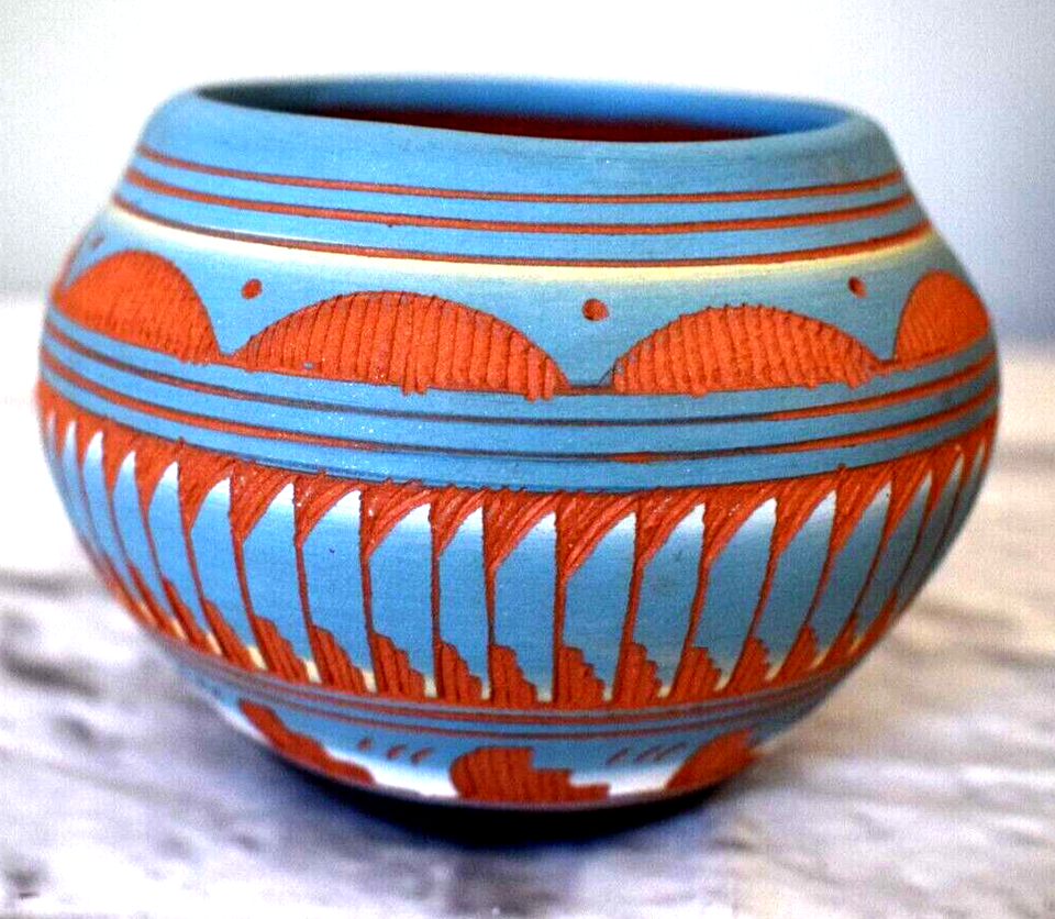 Native America Indian Navajo Small Pottery Vase Tanya & Garrett Bennett ...