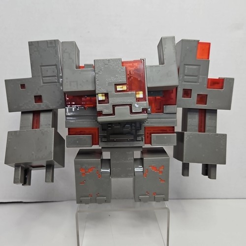 Minecraft Dungeons Redstone Monstrosity, Large Battle Figure (10-inch ...