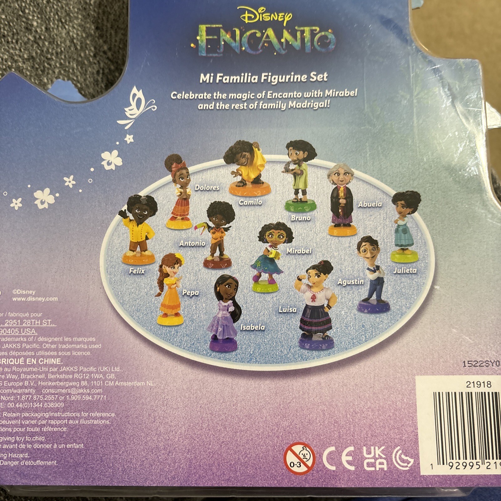 New~Disney Encanto Mi Familia 12 Mini Figure Set Mirabel Bruno Abuela ...