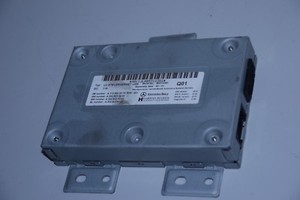 Mercedes w212 w204 r172 Media Interface Unit a1729009302 a2049015902 | eBay