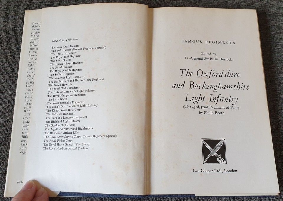 The Oxford & Buckinghamshire Light Infantry by Philip Booth - Leo ...