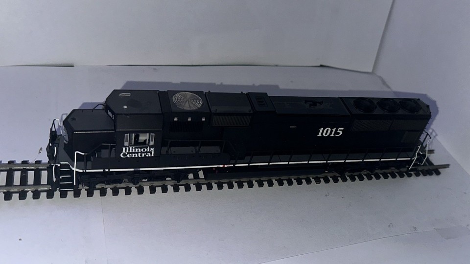 HO Scale IC Deathstar SD70 DCC + Sound Athearn Genesis | eBay