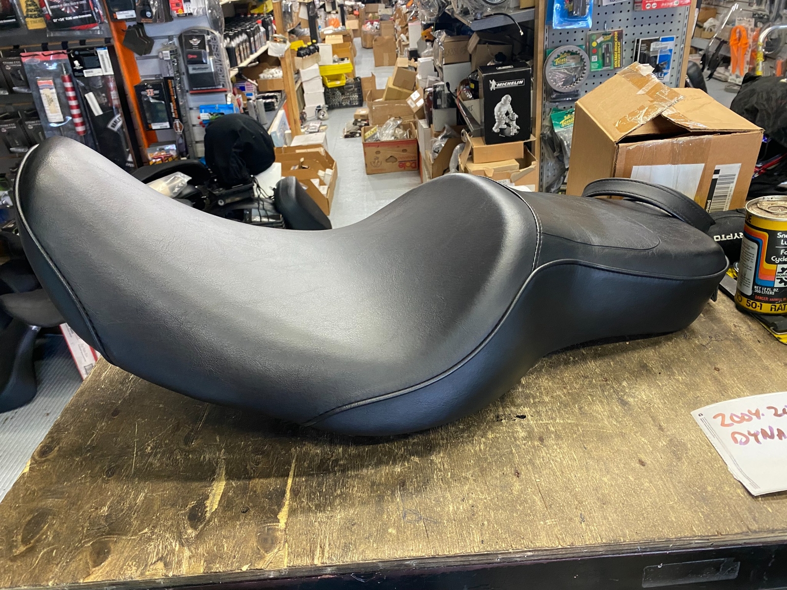 2004-2005 Harley Dyna Superglide Low rider Seat Stock FXD FXDL Smooth ...