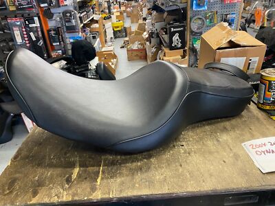 2004-2005 Harley Dyna Superglide Low rider Seat Stock FXD FXDL Smooth ...