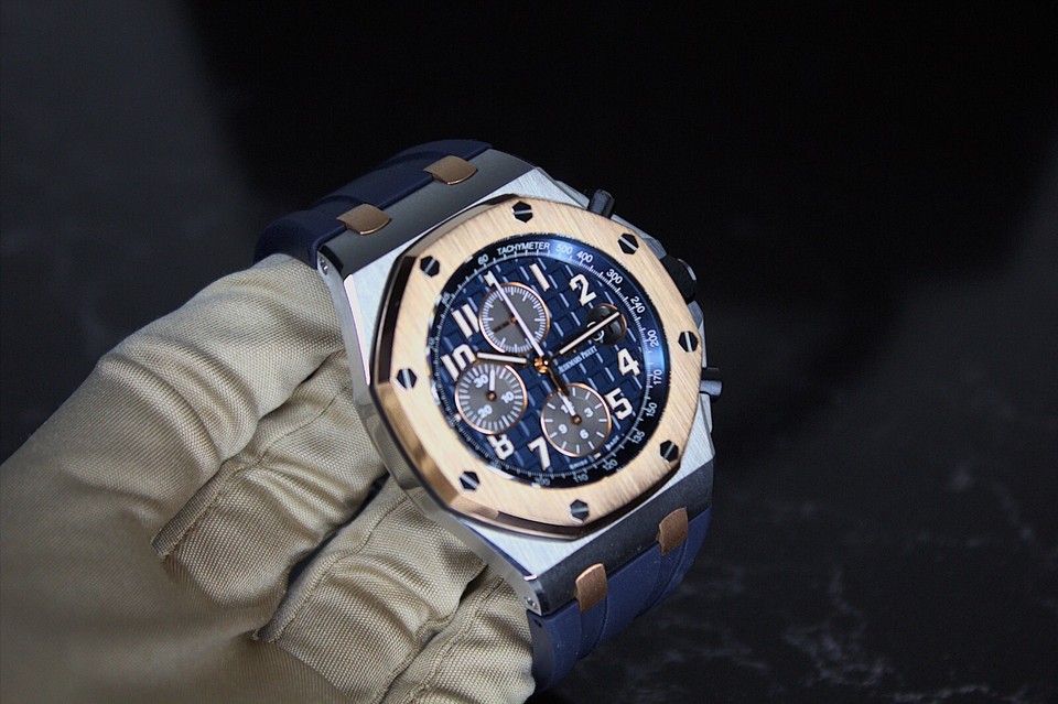 Audemars Piguet Royal Oak Offshore 42mm Bucherer Edition 26471SR.OO ...