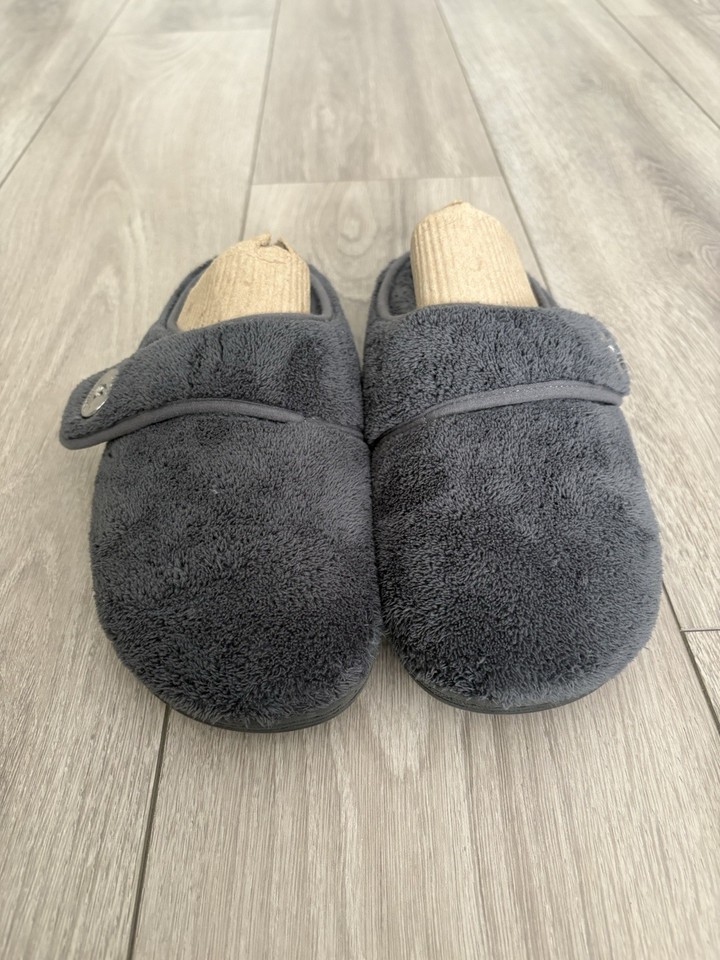 Vionic Sadie Grey Size 8 Orthotic Slippers Lounge Athleisure Slip On ...