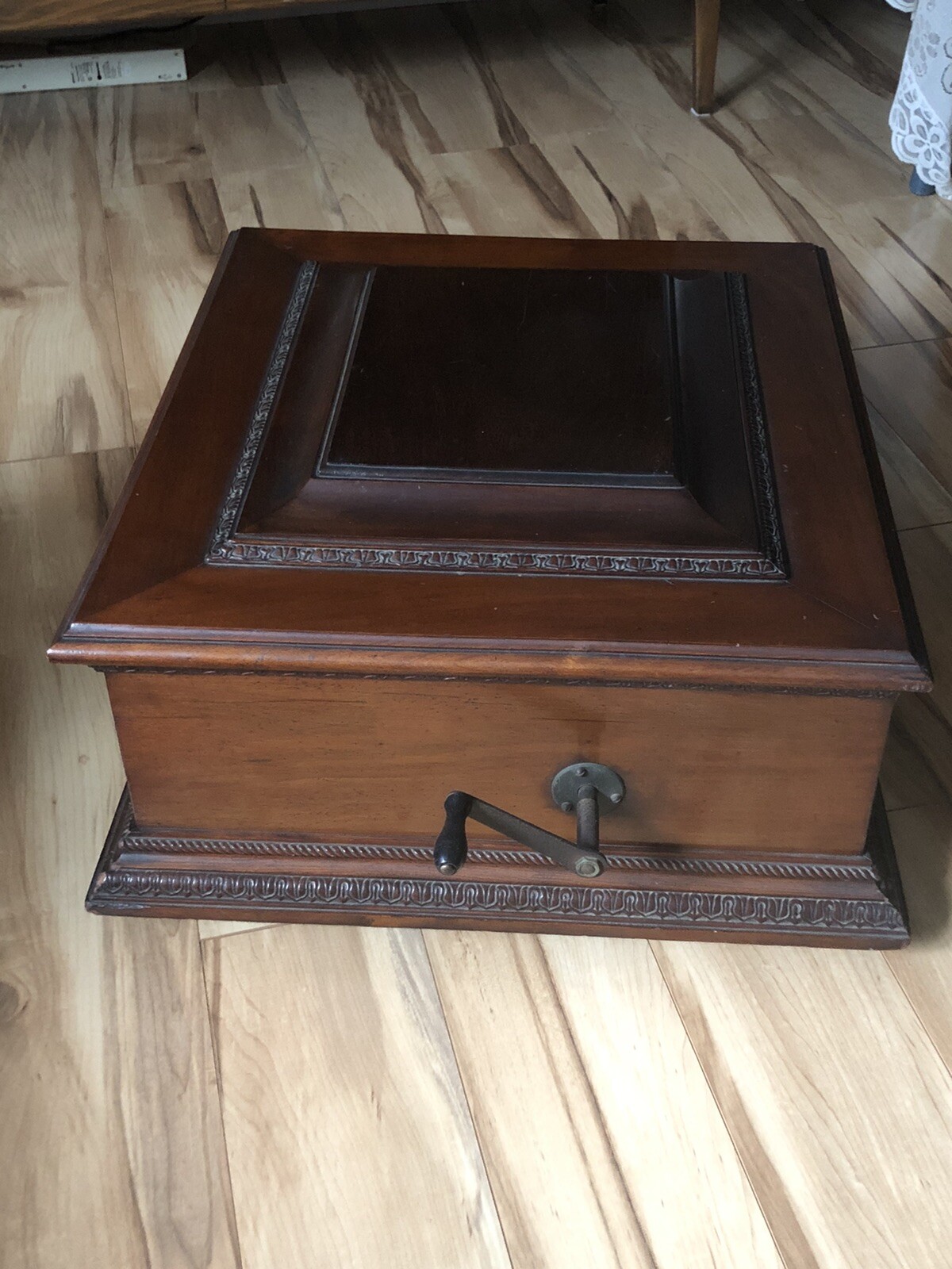 Antique Olympia Victorian Mahogany Table Top Music Box Includes 30 ...