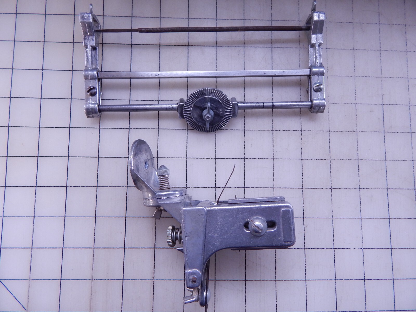 VINTAGE GRANBERG MODEL G-108 FILE-N-GUIDE CHAINSAW FILE GUIDE BAR MOUNT ...