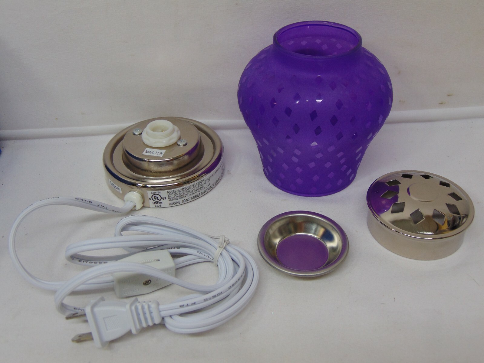 NEW AVON WELLNESS ELECTRIC LAVENDER GLASS ESCAPE OIL DIFFUSER 2006 | eBay