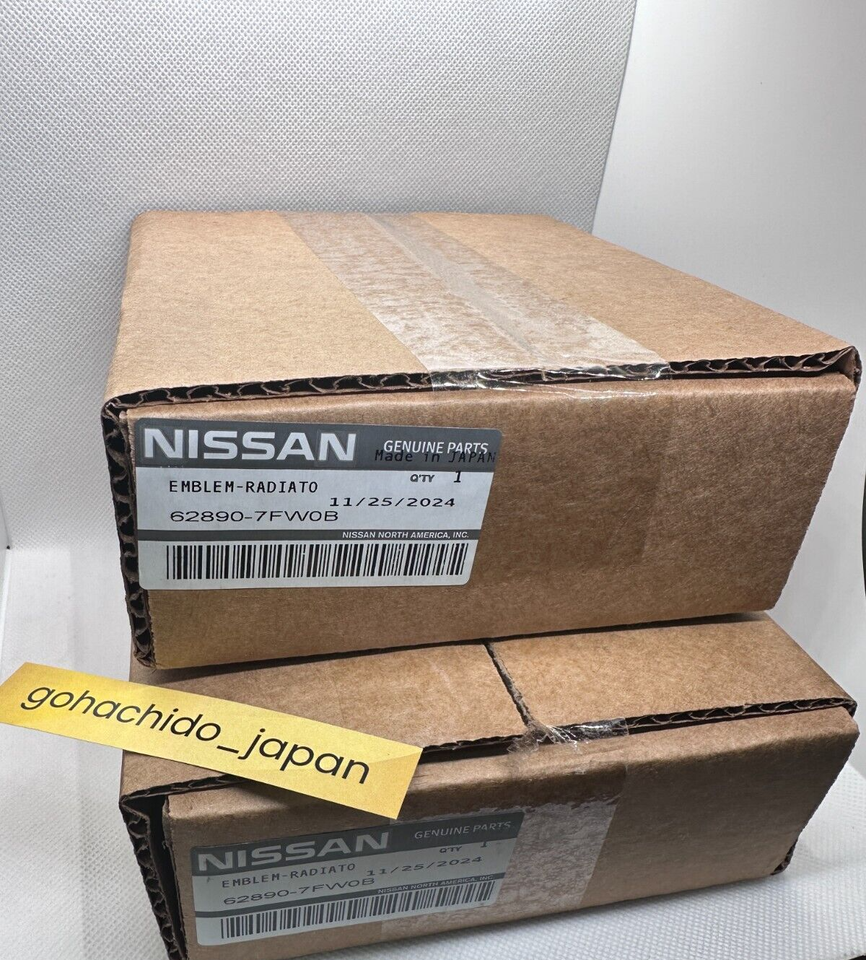 Nissan Genuine New design CI Front Grille Radar Emblem 62890-7FW0B ...