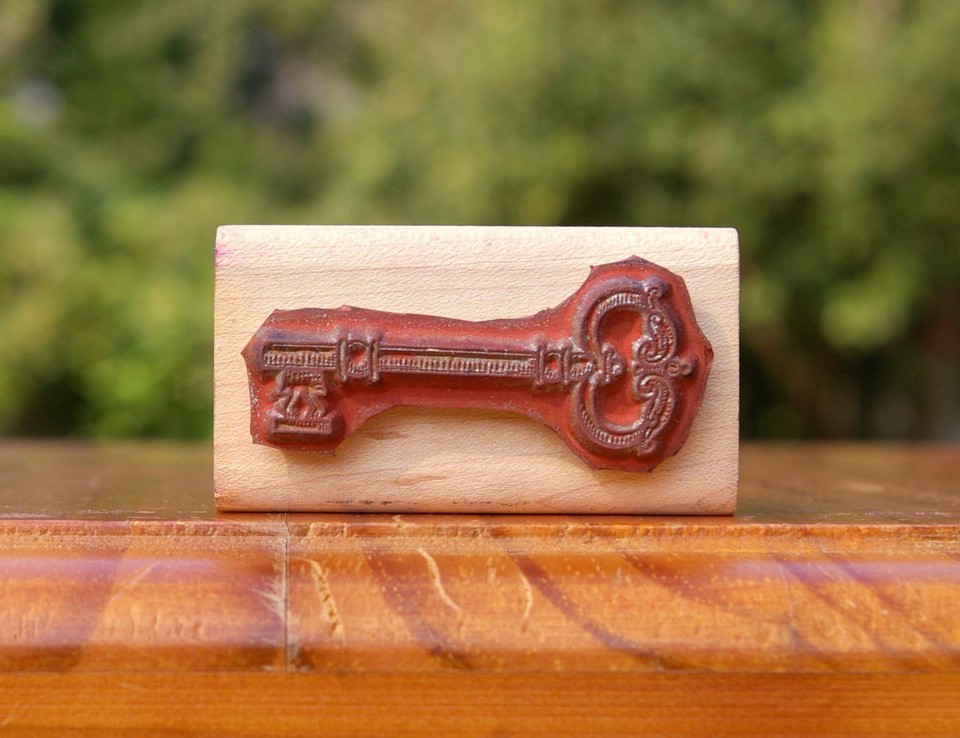 Old Fashioned Key 2 1/4" Wood Mounted Rubber Stamp 2000 by Stampin' Up ...