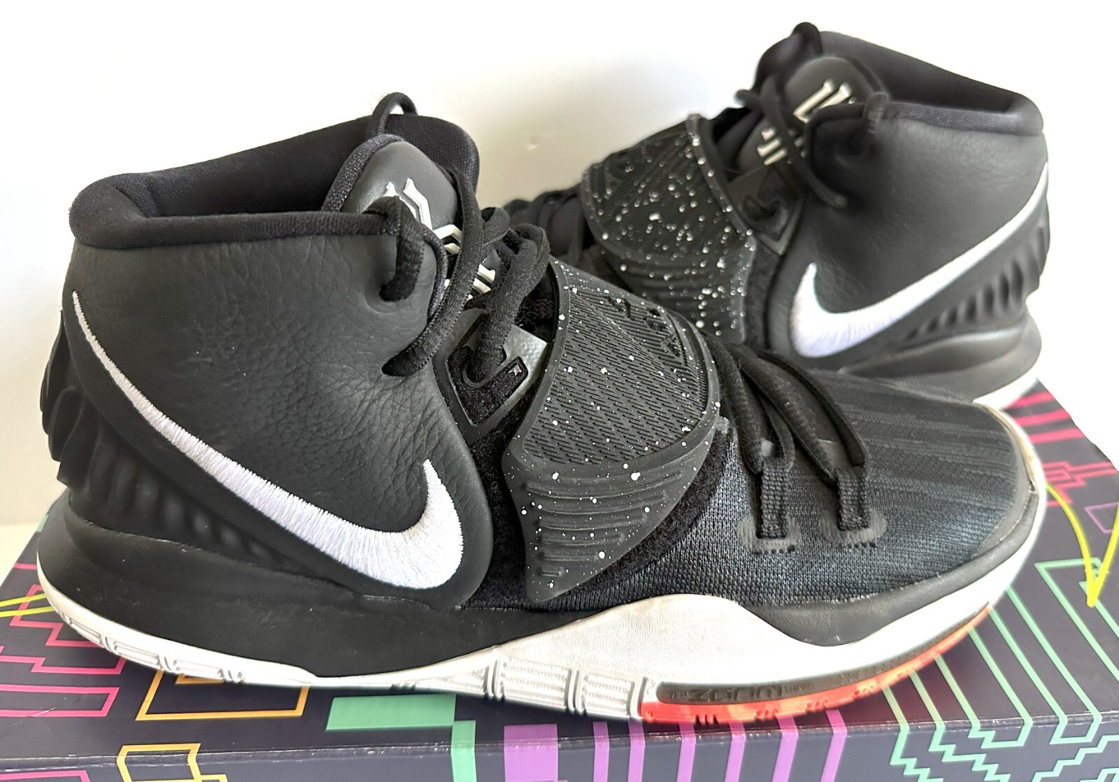 NIKE KYRIE 6 BLACK/WHITE MENS 9.5 BQ4630 001 SNEAKERS EXCELLENT ...