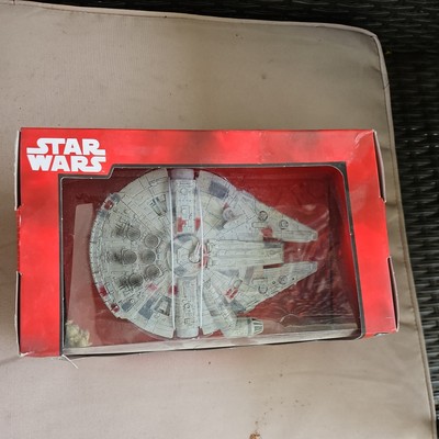 Star Wars Deluxe Die Cast Vehicle Disney Store Exclusive Millenium ...