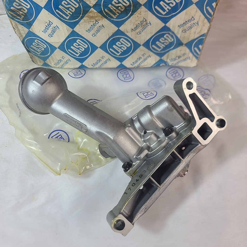 OEM Mercedes Oil Pump New NOS M103 W124 300E 300TE W201 190E 2.6 | eBay