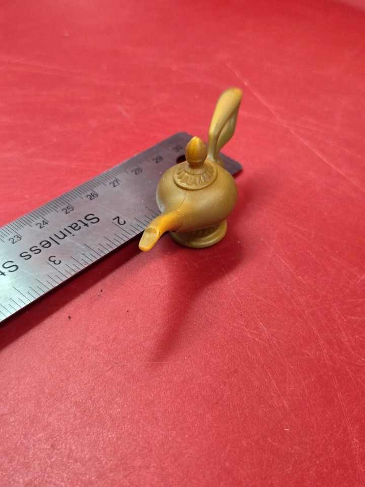 Plastic Aladdin Genie Lamp Child Play Time Theater Reenactment 8.5" Toy ...