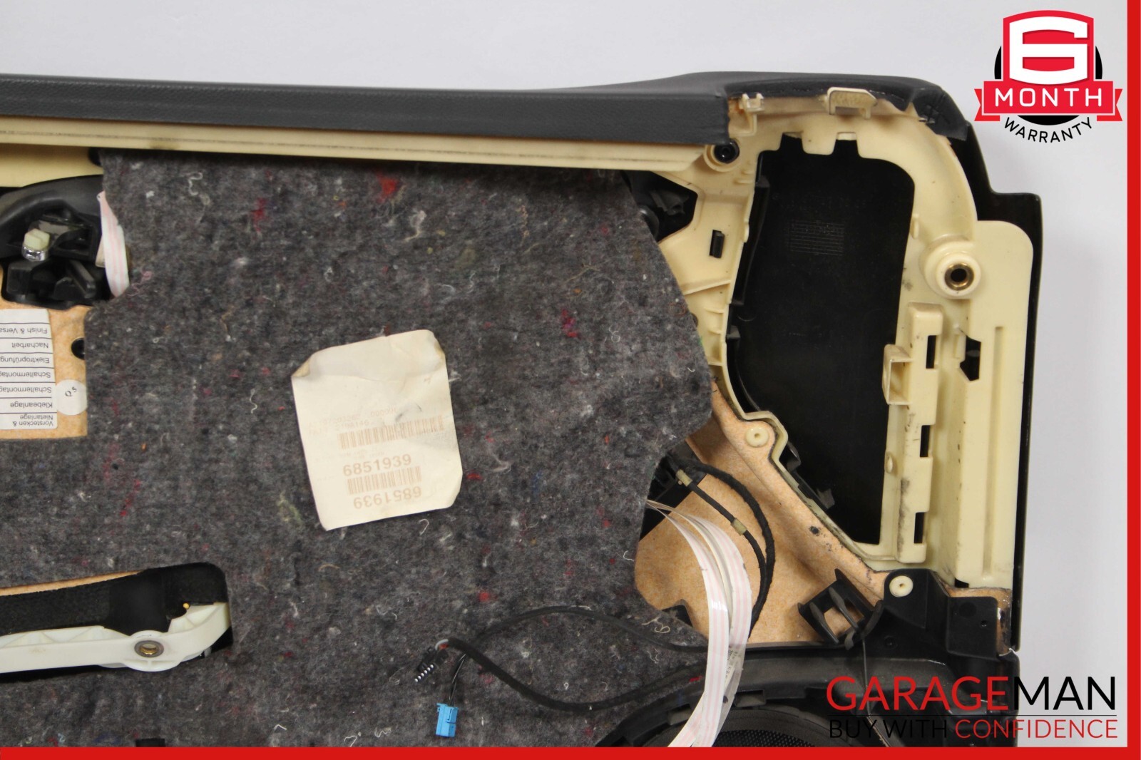 06-11 Mercedes W219 CLS500 Front Right Side Interior Door Panel Cover ...