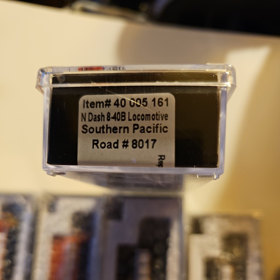 Atlas N GE B40-8 Dash 8-40B Southern Pacific SP #8017 DCC/SND LED ...