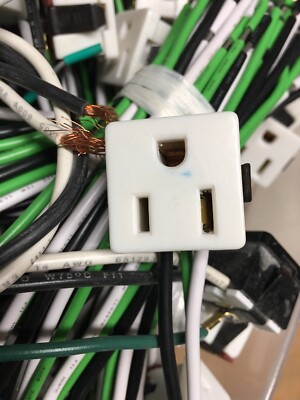 3 Wire 2 Pole Snap-in Convenience Outlet 15 Amp 125 Volt White | eBay