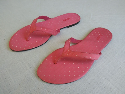 J Crew Flamingo Flip Flops Flats – The Madras Trunk