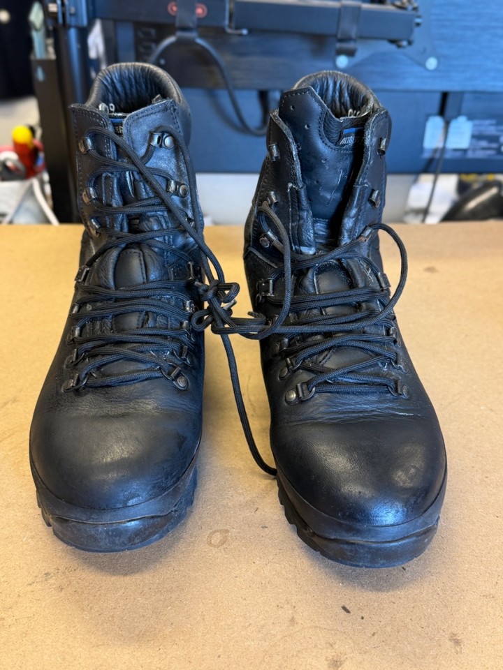 British Army Issue Altberg Black Defender Combat Boots Grade 1 9M | eBay UK