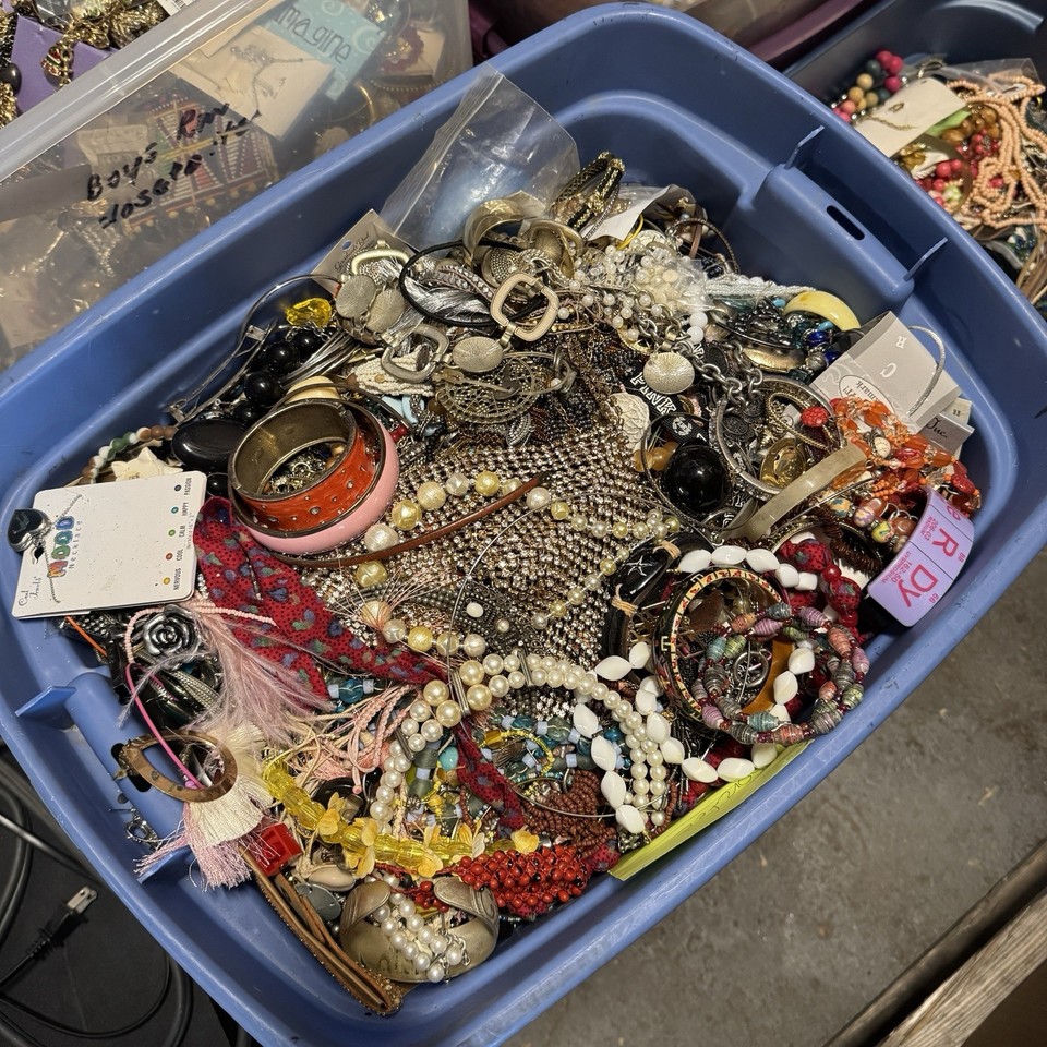 1 Pound Unsorted Tangled Jewelry Vintage Modern Wear Junk Mystery ...