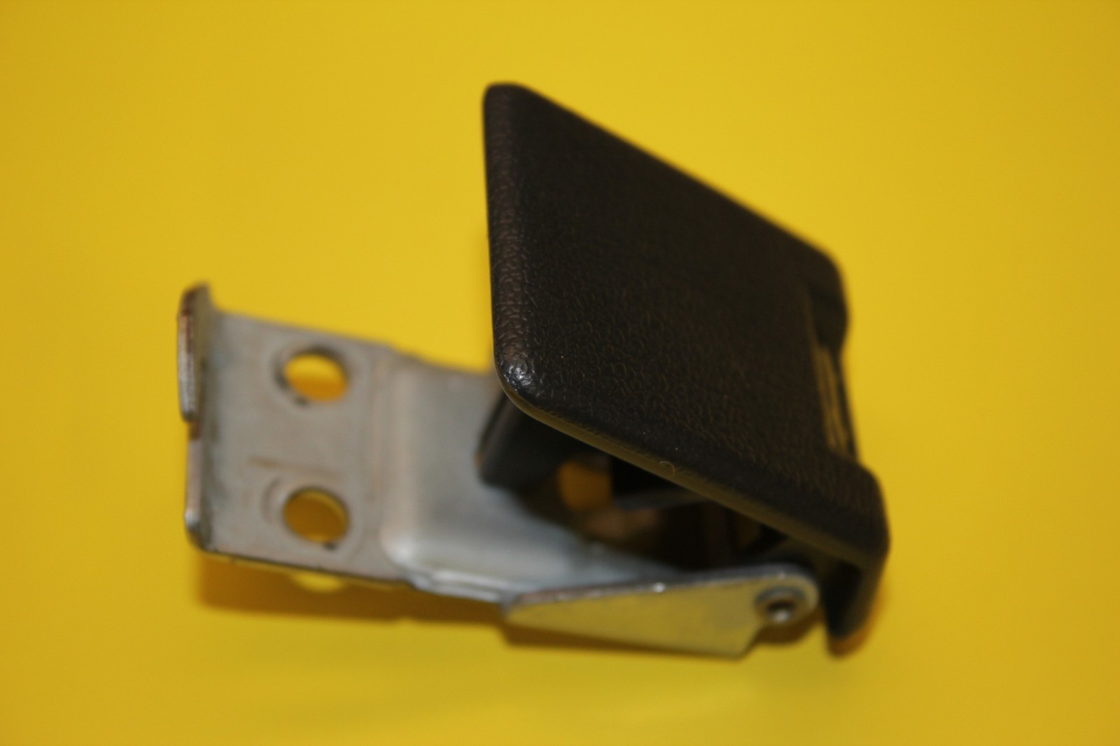 03 04 05 06 MITSUBISHI OUTLANDER HOOD RELEASE LATCH INTERIOR HANDLE OEM ...