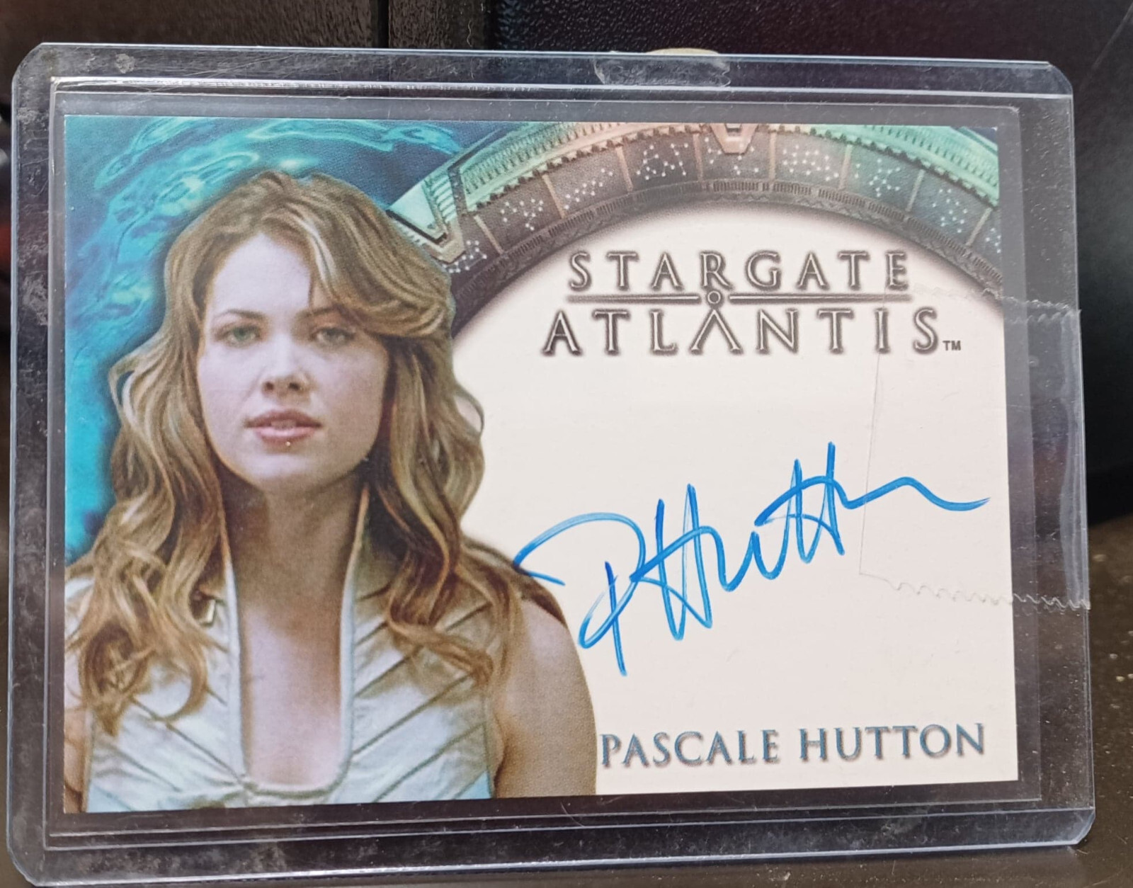 Pascale Hutton as First Officer Stargate Atlantis Season 2 Autograph ...