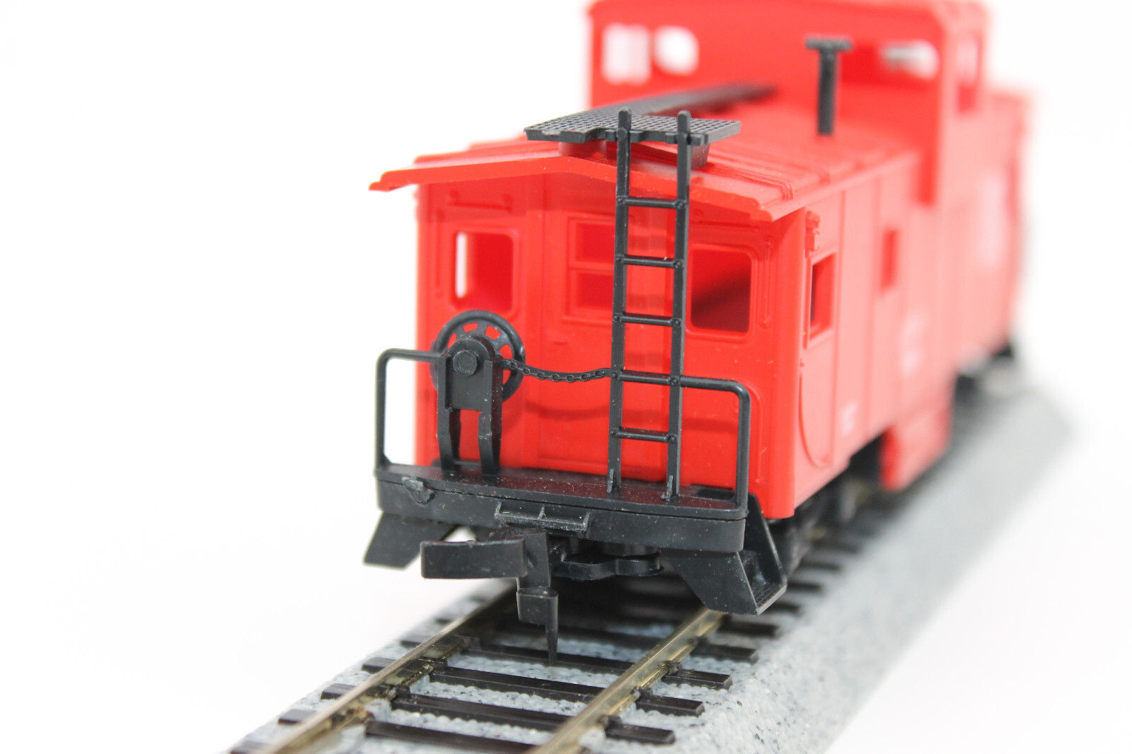 HO Scale AHM Extended Vision Caboose Santa Fe ATSF #3851 | eBay